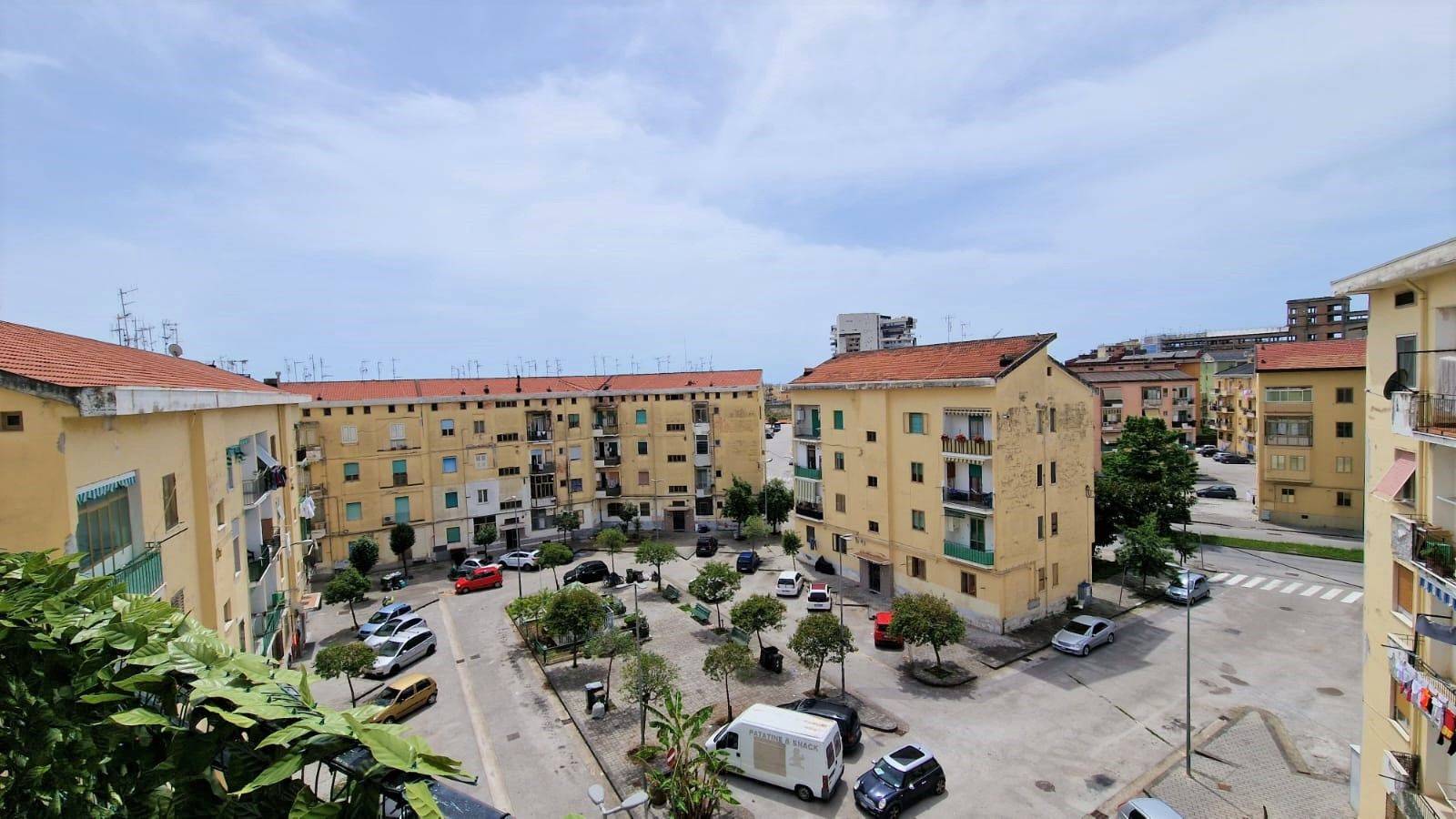 Quadrilocale piazzetta Montegrappa 1, Mercatello - Mariconda, Salerno