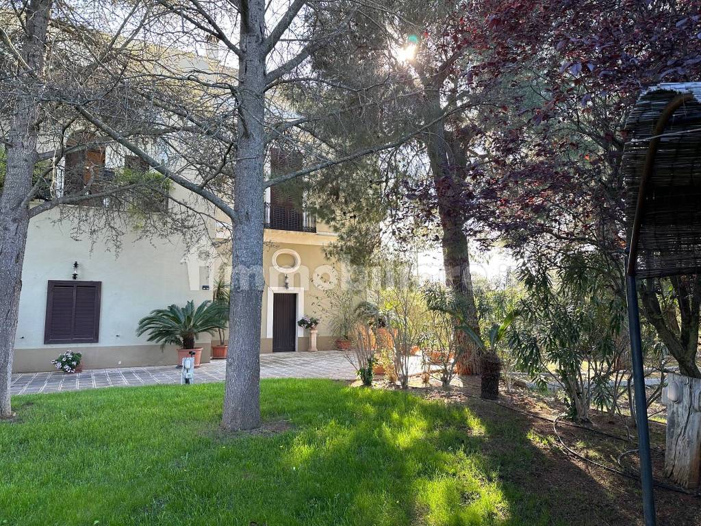 Rent Multi-family villa in Contrada Cristo della Cozzana 456 Monopoli ...