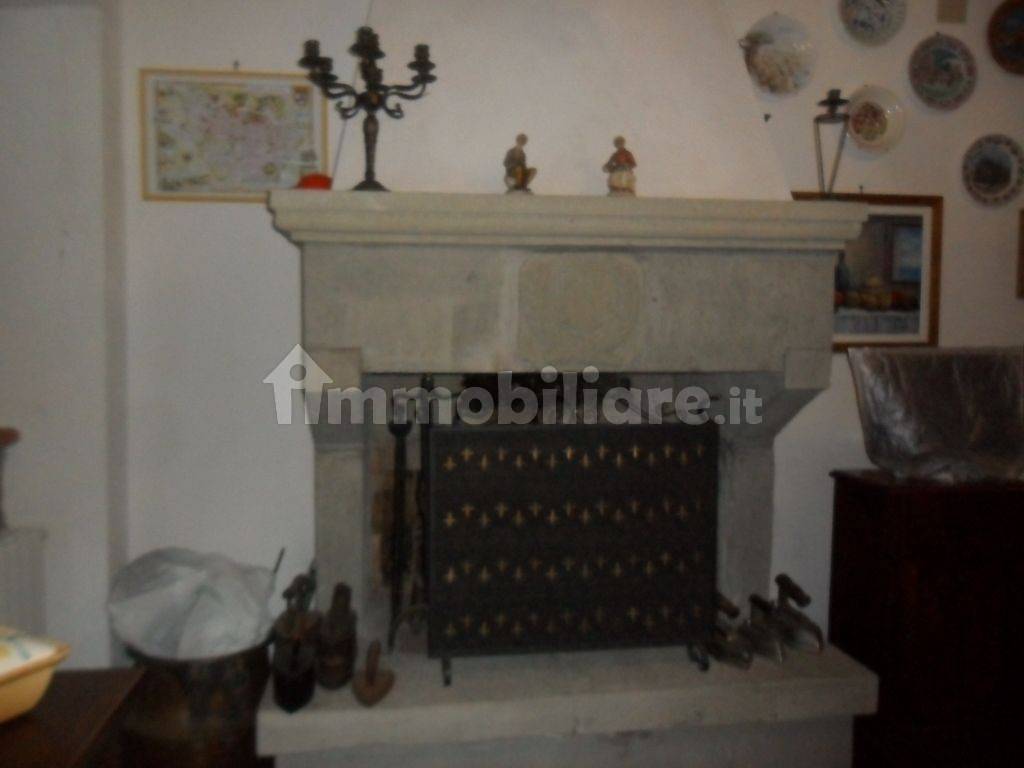 Vendita Rustico in Strada di Barbiano San Pancrazio Cetica 9 Castel San ...