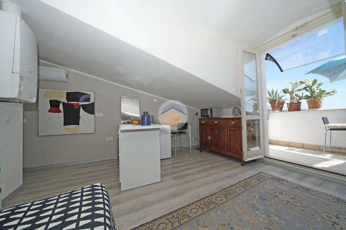 Bilocale via Roma, Centro, Padenghe sul Garda