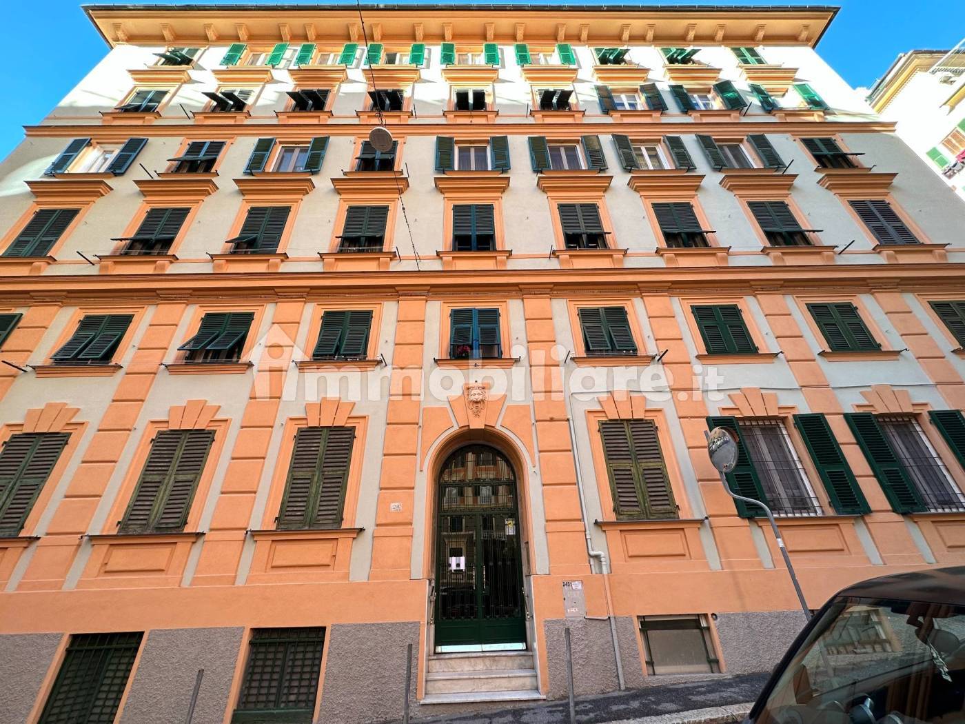 Appartamento via Goito 24, Castelletto, Genova