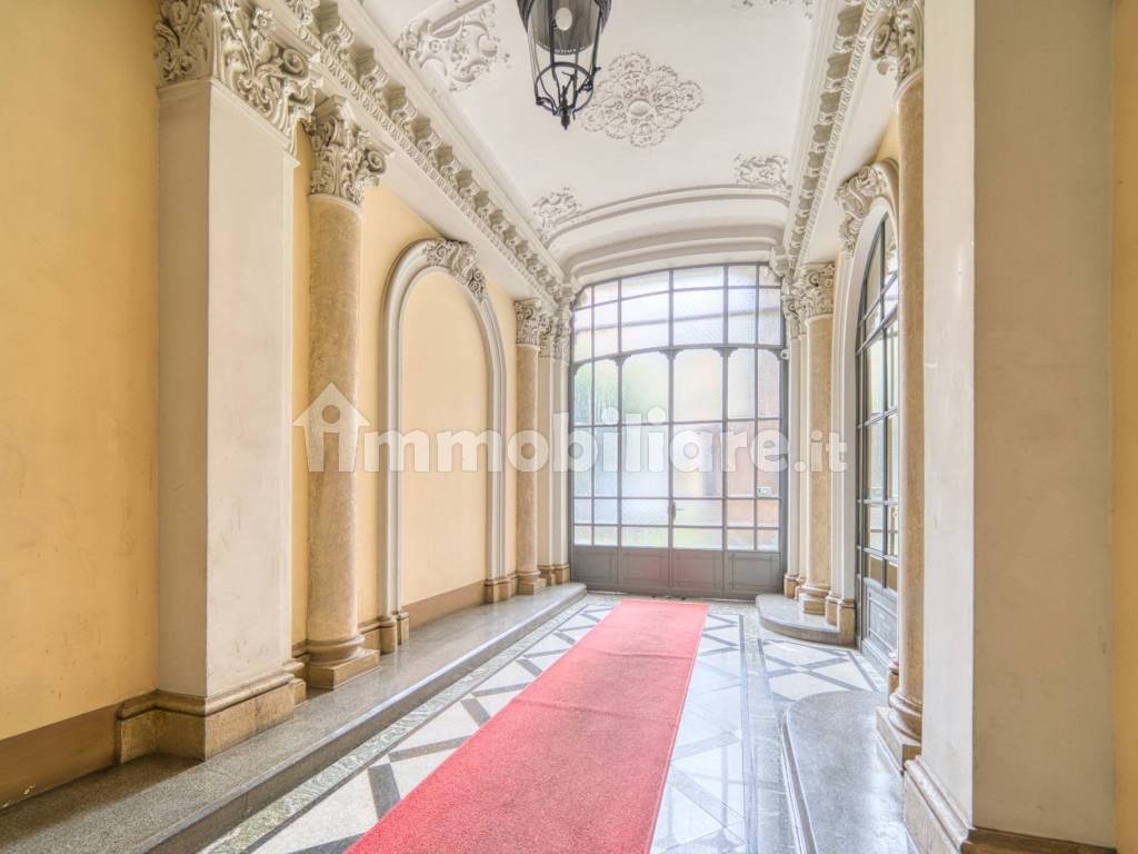 Vendita Appartamento Torino. Trilocale in corso Vinzaglio 31. Da ...