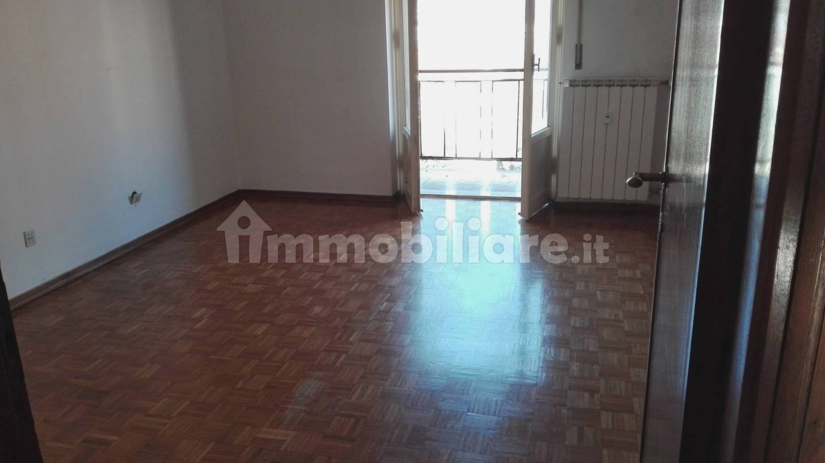 Quadrilocale da ristrutturare, secondo piano, Centro, Terni