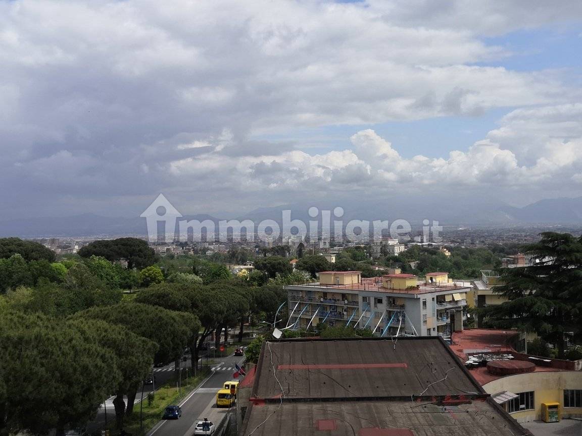 Appartamento via Eduardo Nicolardi, Colli Aminei - Capodimonte, Napoli