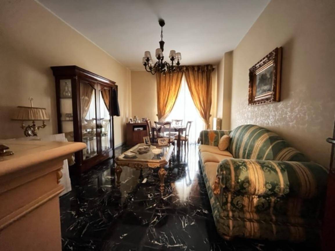 Quadrilocale via Ferdinando Chieffi 24, Centro, Barletta