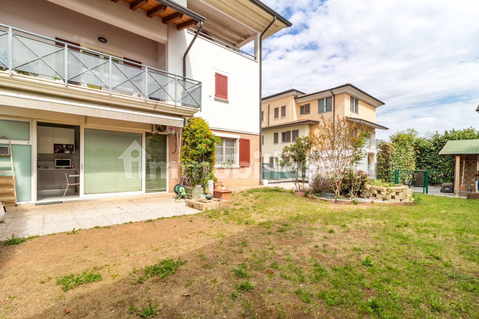 Trilocale via Nella Berther 13, Folzano, Brescia