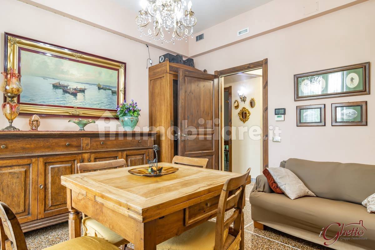 Quadrilocale via Adelaide Ristori 6, San Donato, Bologna