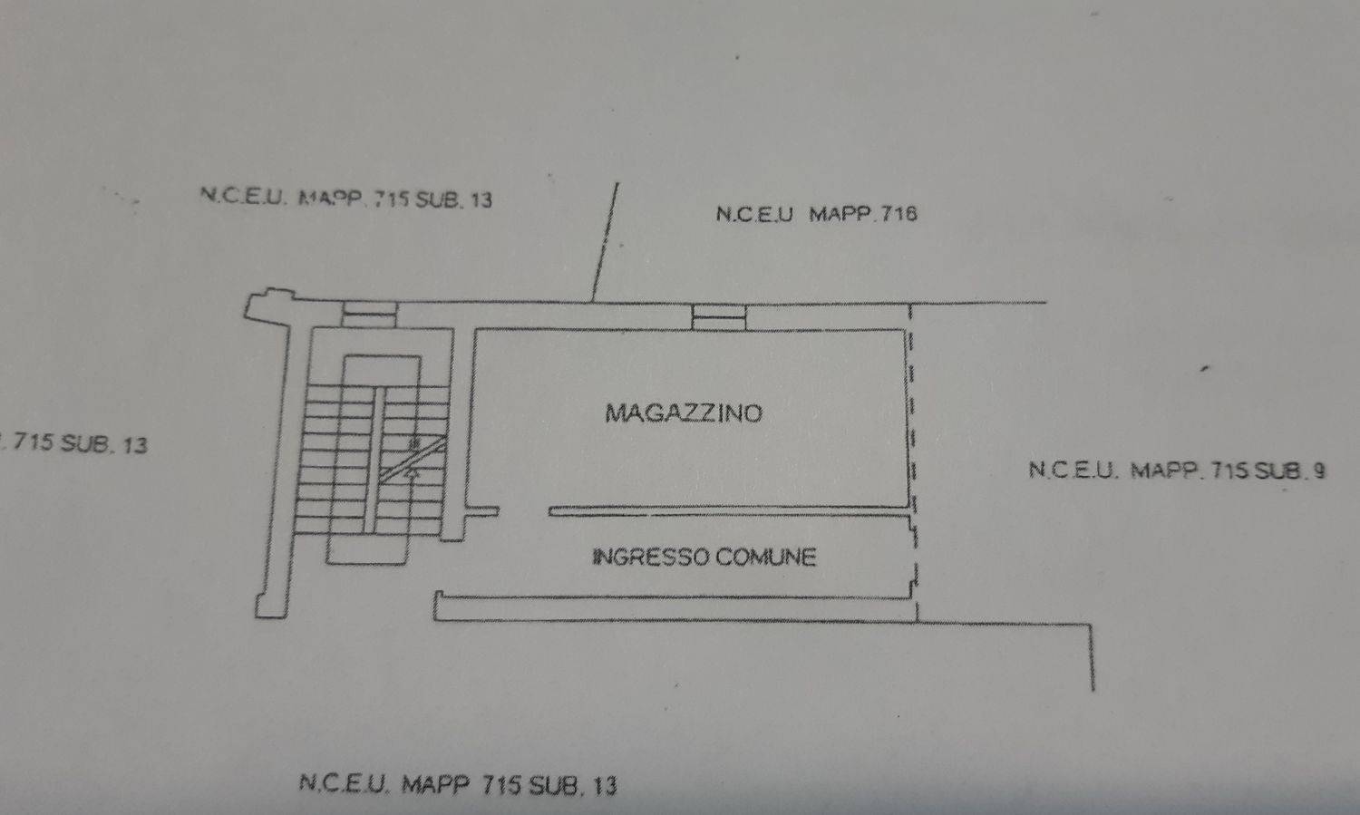 Locale commerciale in Vendita