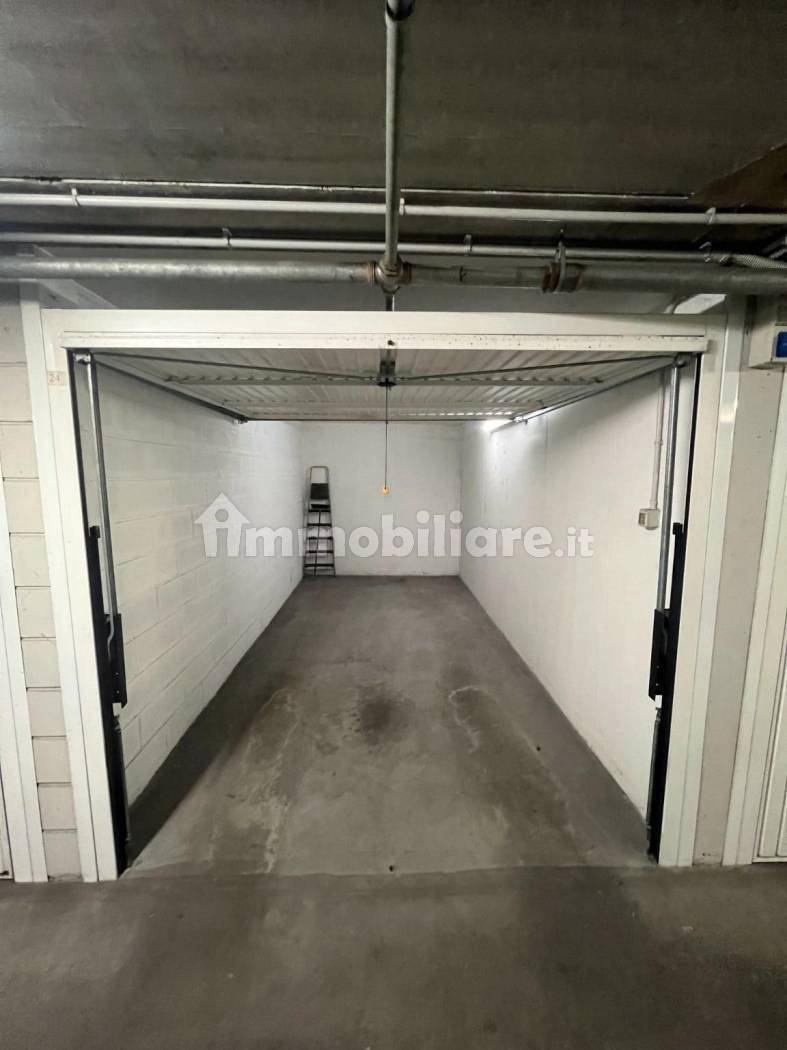 Garage - Box in Vendita