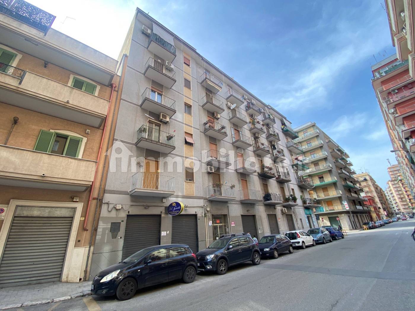 Trilocale via Polibio 26, Tre Carrare, Taranto