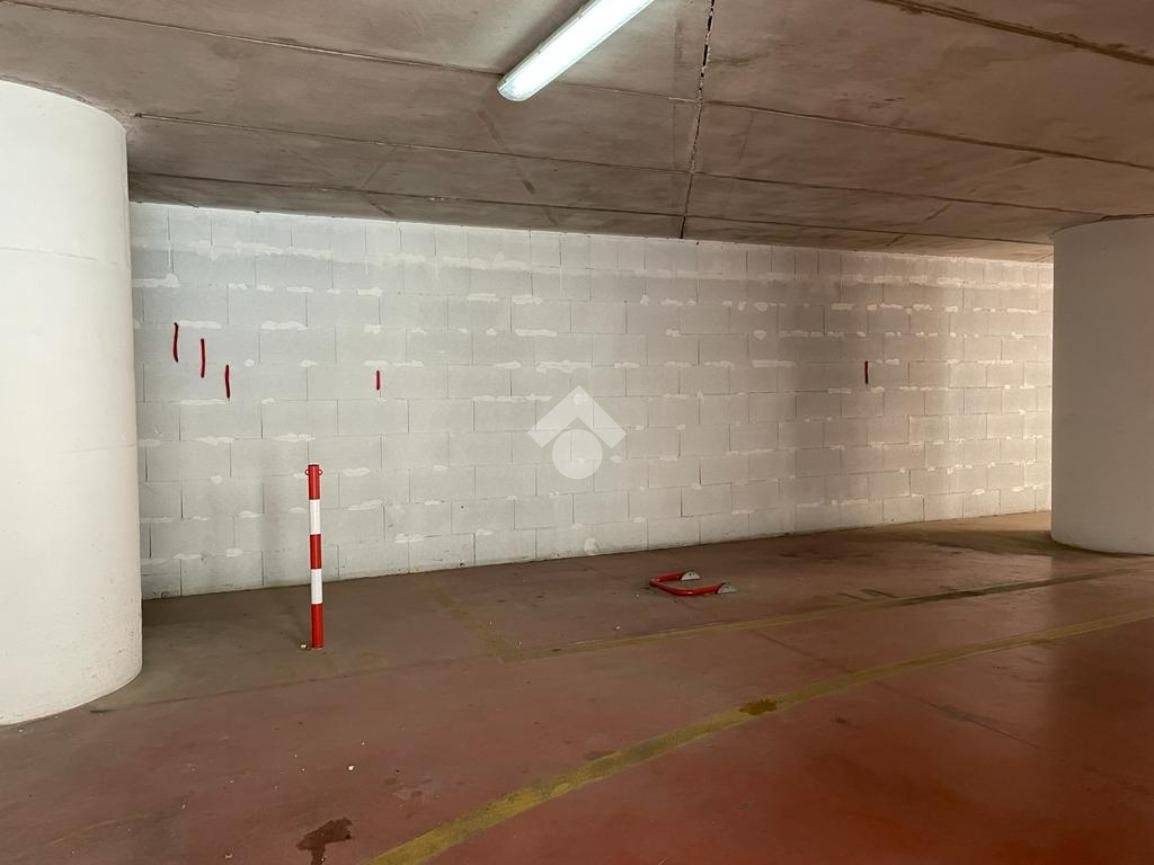 Garage - Box in Vendita