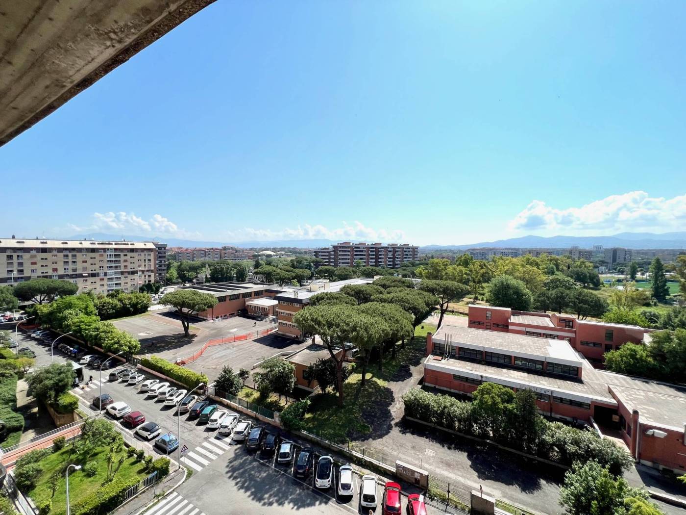 Quadrilocale via Francesco Buonamici, Cinecittà, Roma