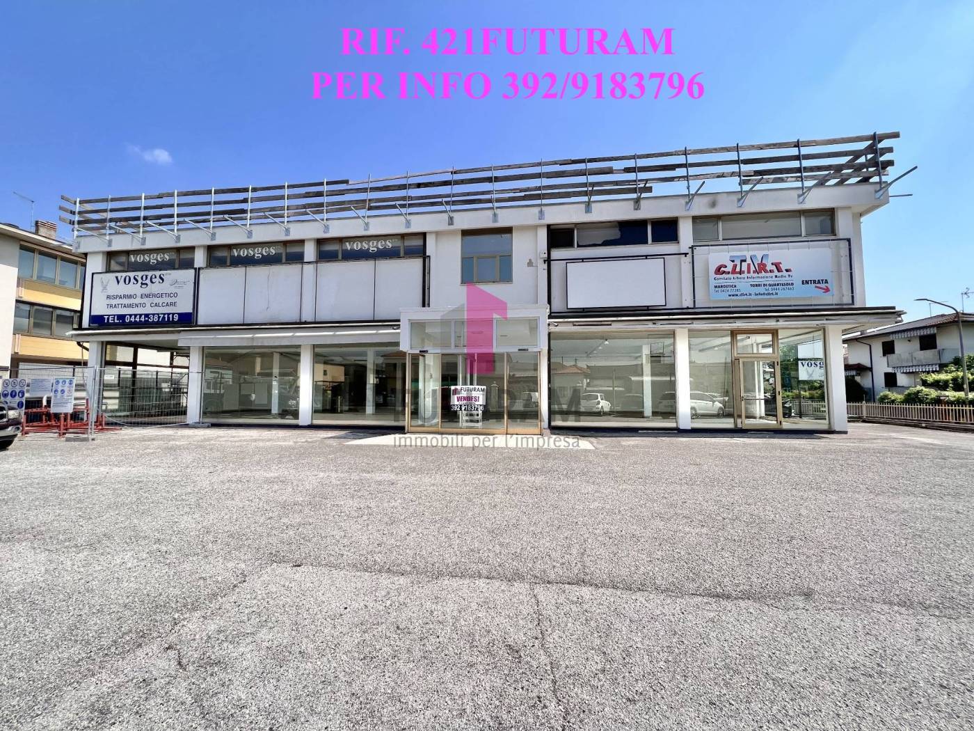 Locale commerciale in Vendita