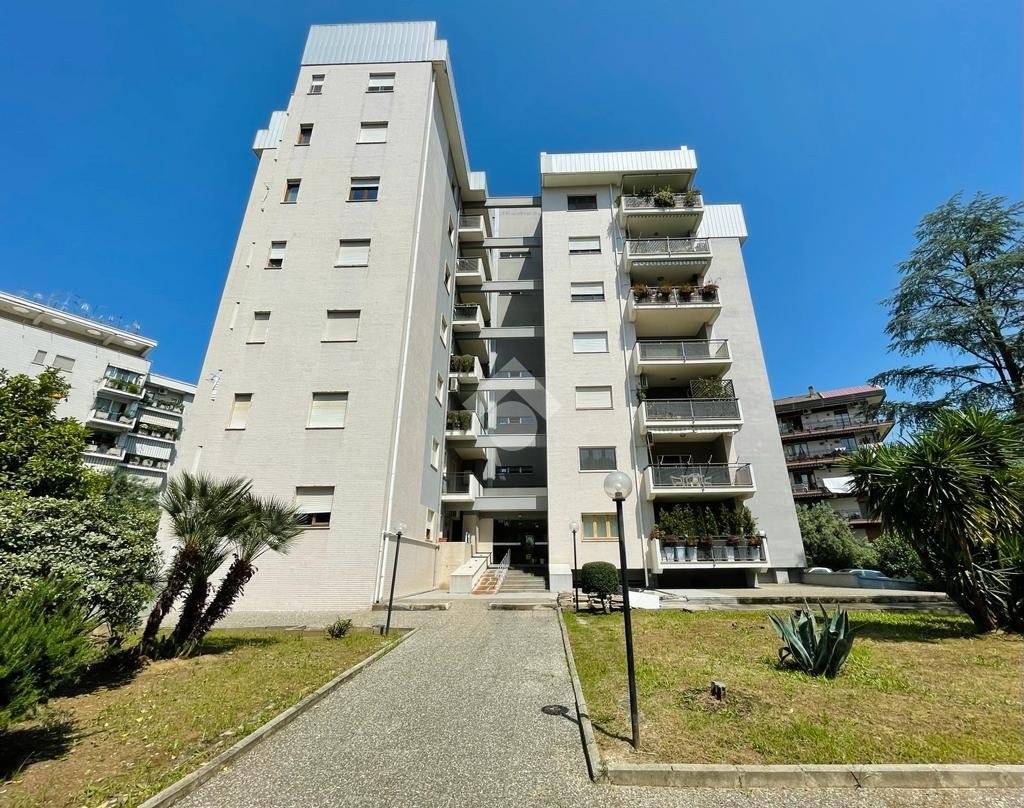 Trilocale traversa I Salvatore Quasimodo 1, Quattromiglia, Rende