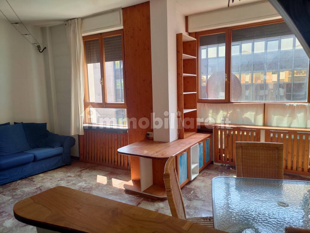 Trilocale viale Giuseppe Mazzini 83, Santa Bertilla - Mercato Nuovo, Vicenza