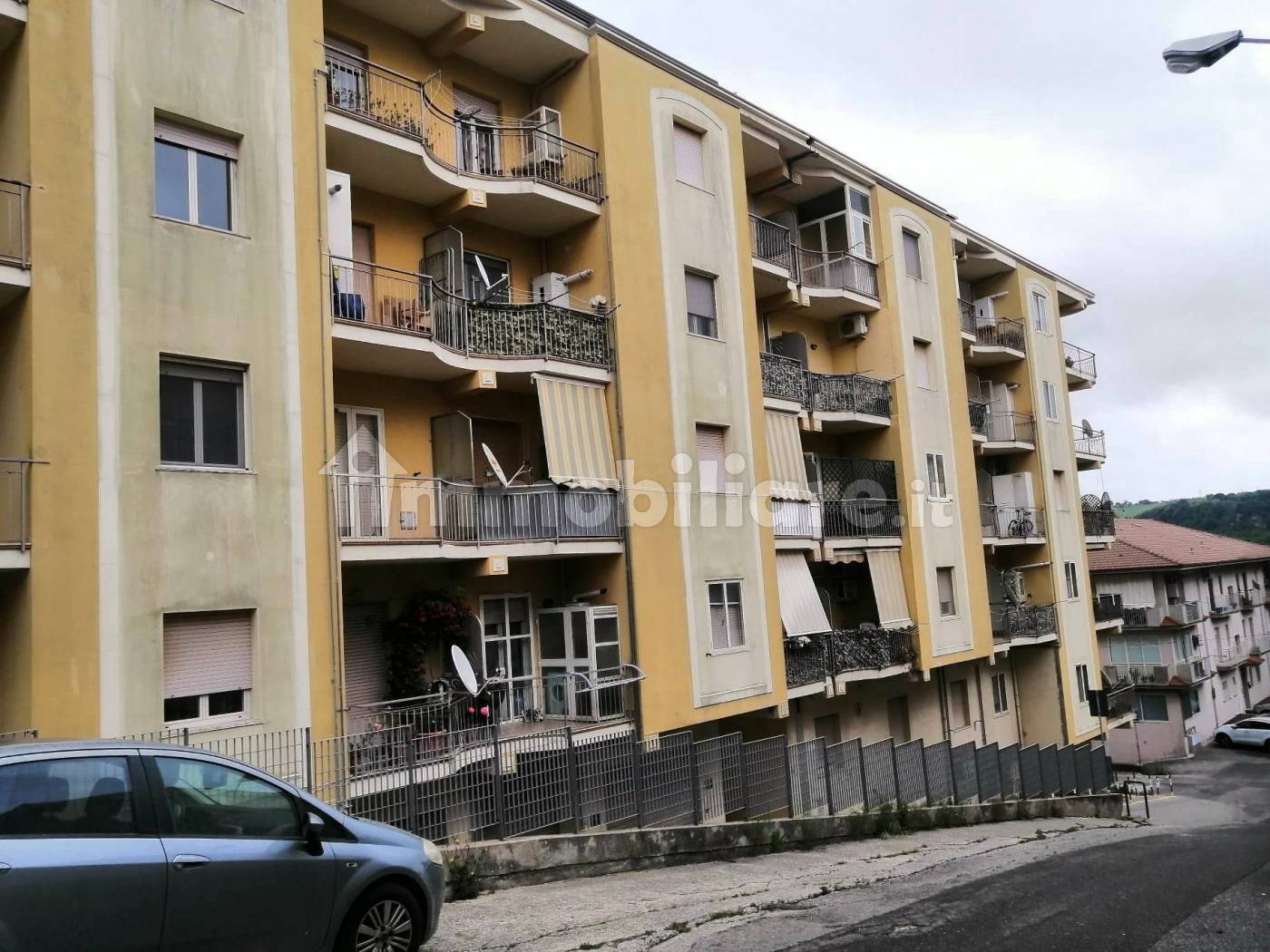 Trilocale via Sandro Pertini 2, Centro, Borgia