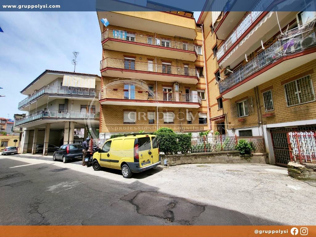 Quadrilocale via San Pietro ad Aram 17, Qualiano