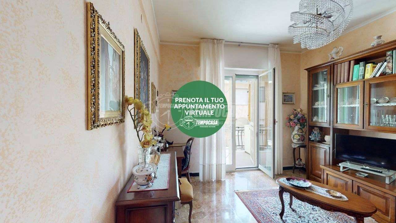 Trilocale via Isonzo 31, Centro, Loano