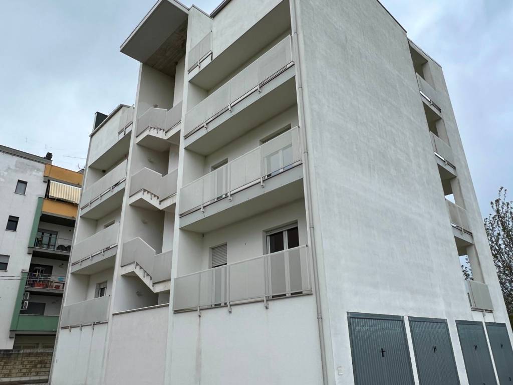 Affitto Appartamento in via l'Aquila Manoppello Scalo Manoppello Italia ...