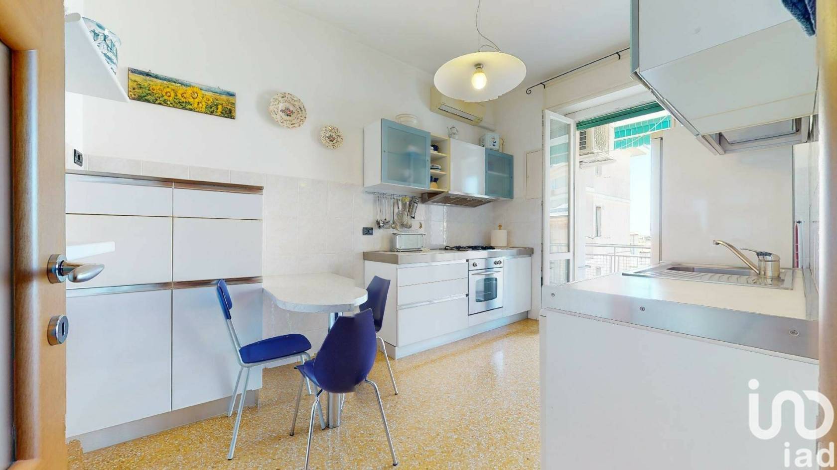 Bilocale via Timavo 60, Borgoratti, Genova