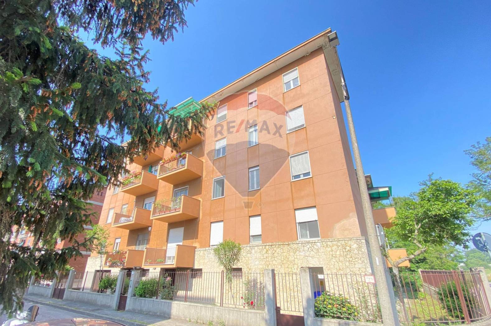 Trilocale via Francesco Reale 3, Città Giardino, Pavia