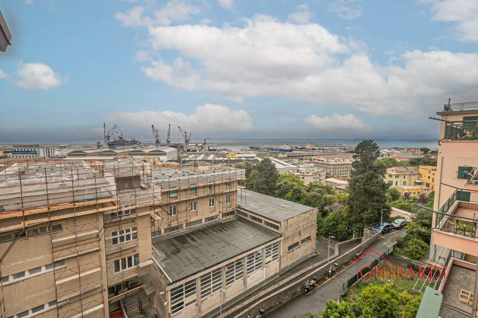 Quadrilocale via Briscata 10, Sestri Ponente, Genova