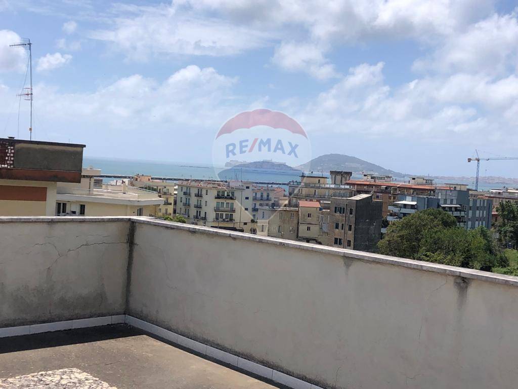 Quadrilocale ferrucci 56/, Centro, Formia