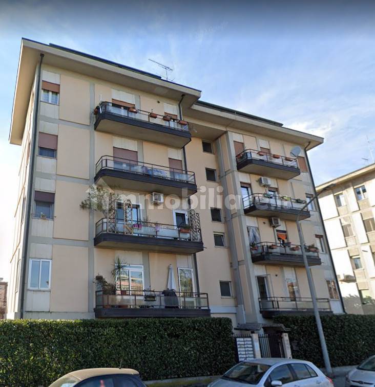 Appartamento all'asta via Gioacchino Rossini 63, Vicenza