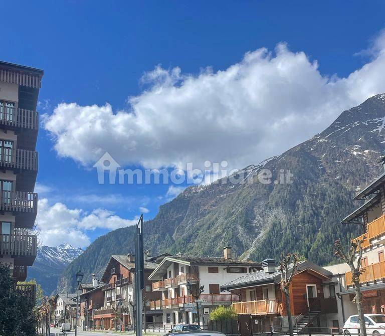 Appartamento Strada Statale SSan 26 18, Centro, Courmayeur