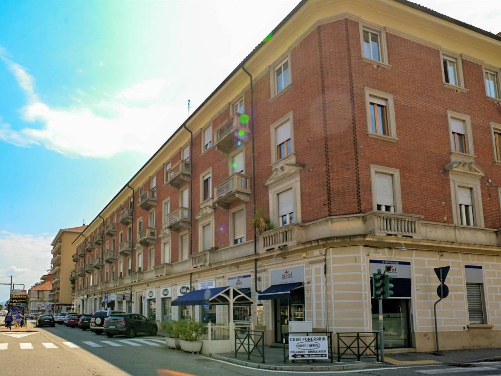 Vendita Appartamento Collegno. Trilocale in corso Francia 125. Buono ...