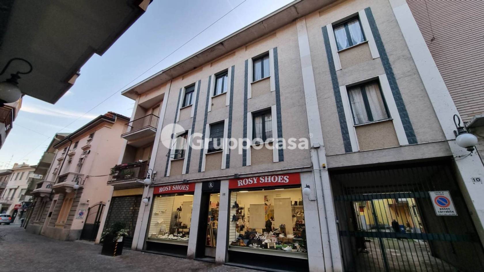 Appartamento via Mazzini 10, Centro, Trecate