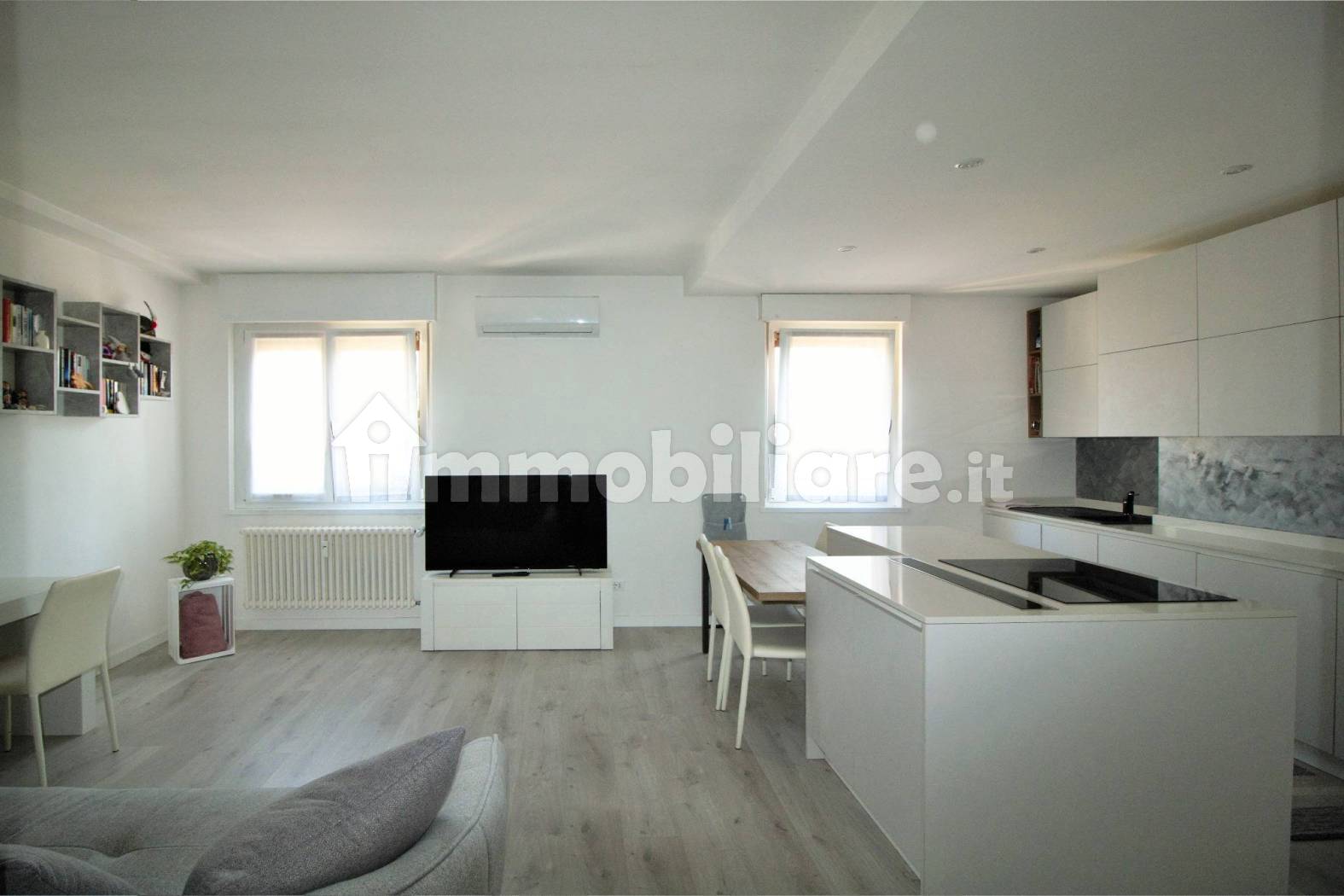 Bilocale ottimo stato, settimo piano, San Pio X, Trento