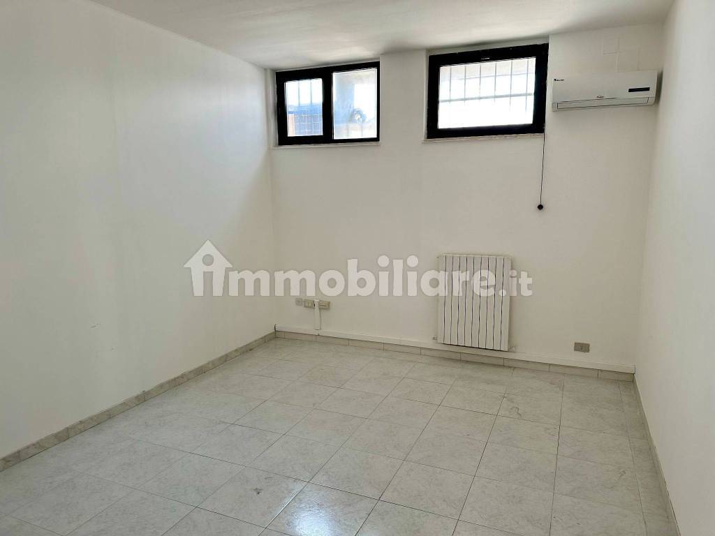 Ufficio - Studio Contrada Cutura 197, Rende, Rif. 102959056 - Immobiliare.it