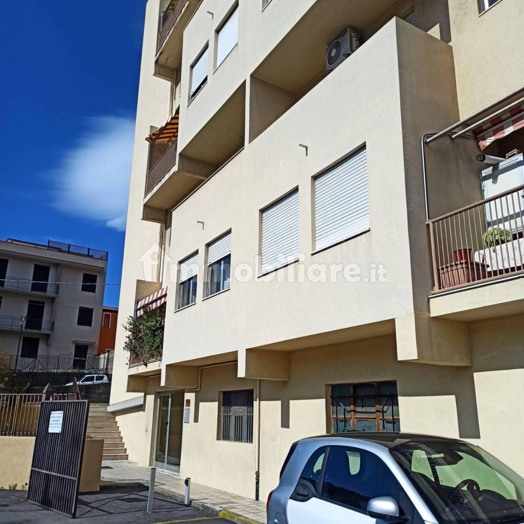 Bilocale via Sandro Pertini, Annunziata Alta, Messina