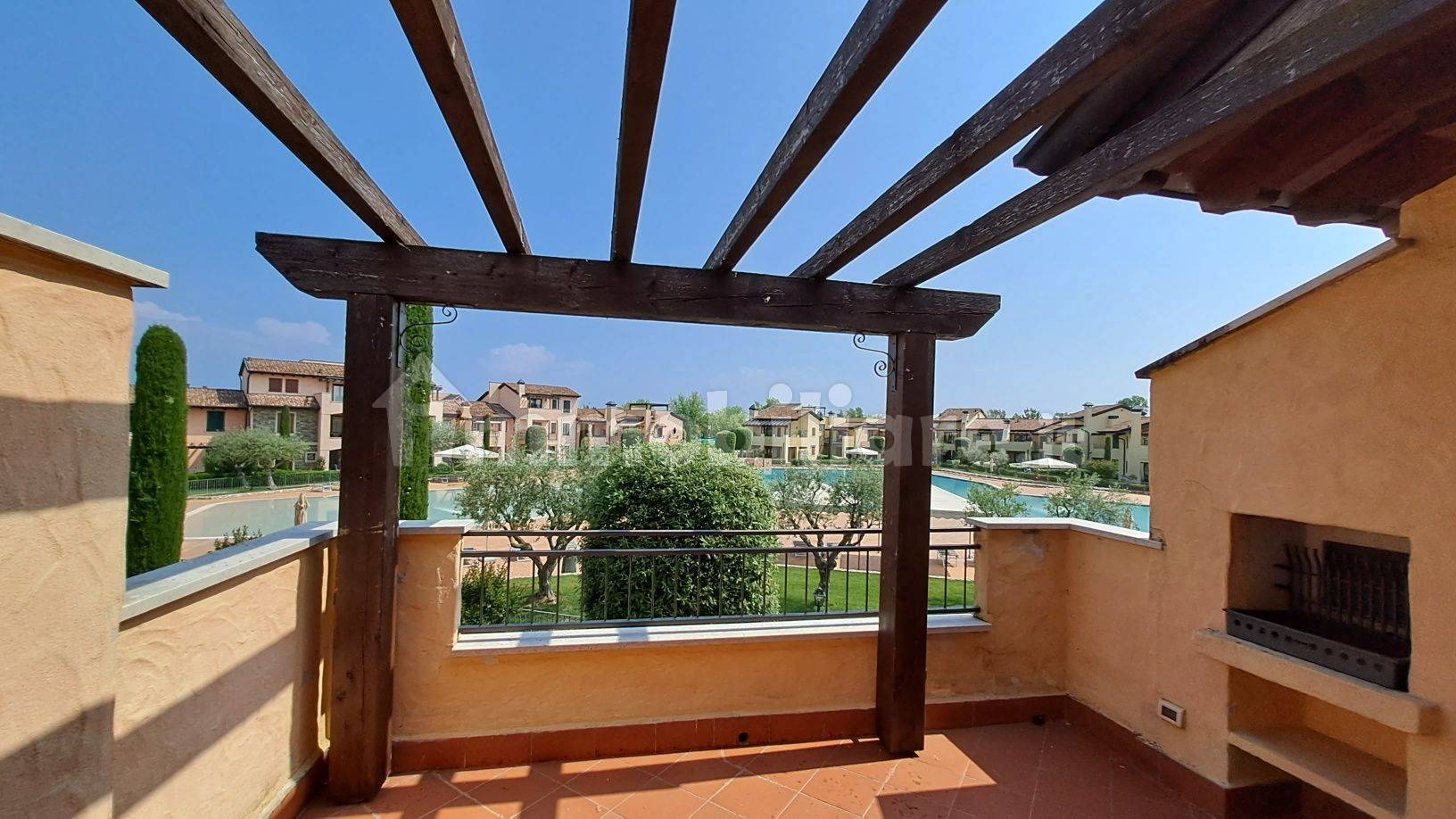 Bilocale Località Bassana 4, Peschiera del Garda