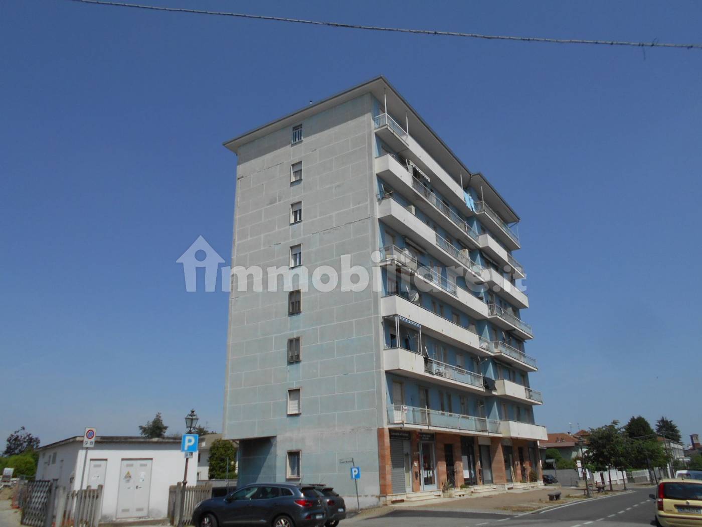 Trilocale viale 4 Novembre 36, Centro, Livorno Ferraris