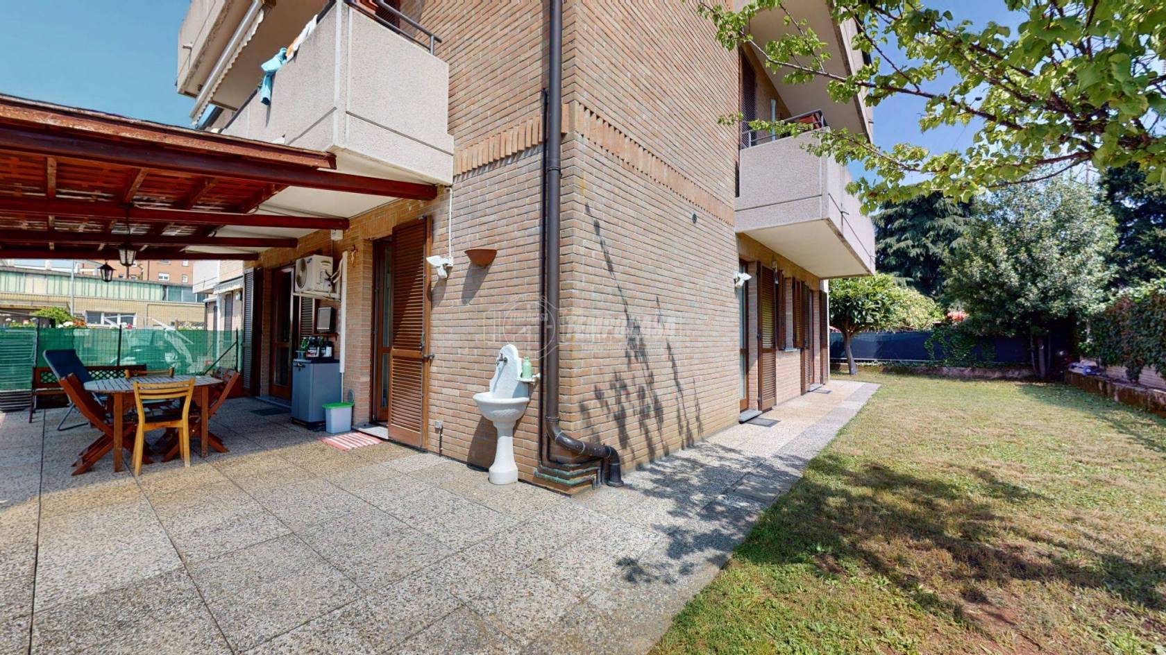 Trilocale via Martesana 13/A, Meda