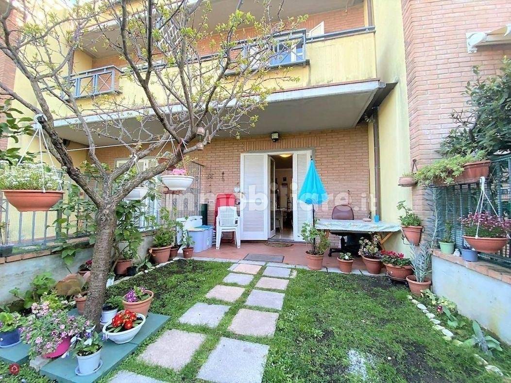 Quadrilocale via Gorizia,  10, Marina di Massa Centro, Massa