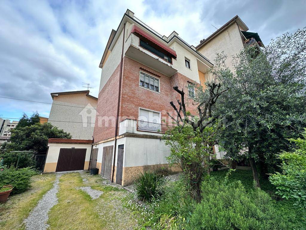 Quadrilocale viale Medaglie d'Oro, Centro, Sassuolo