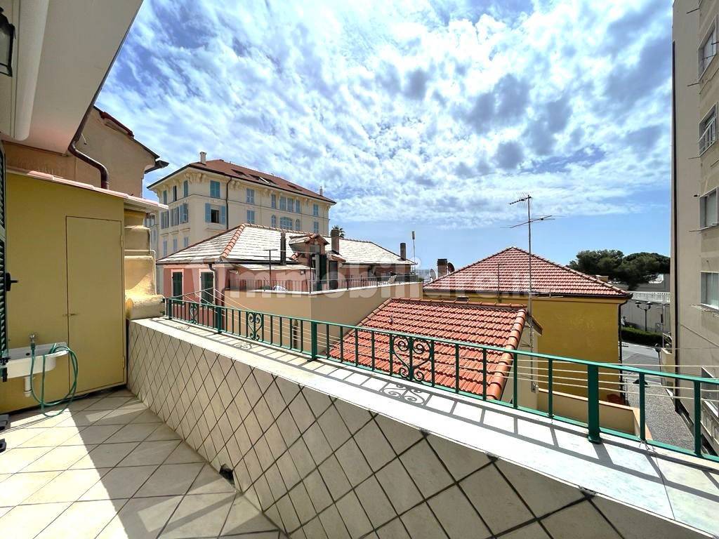 Trilocale via 25 Aprile, Spotorno