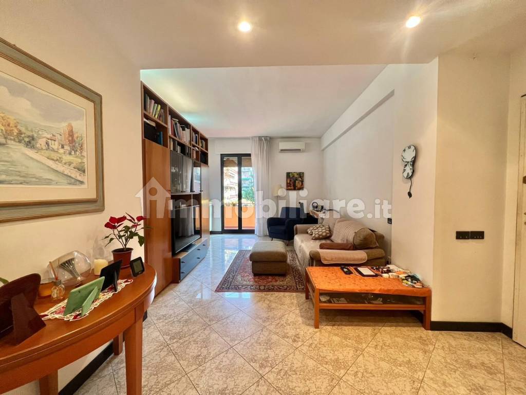 Vendita Appartamento in via Filadelfia. Firenze, rif. 103460866
