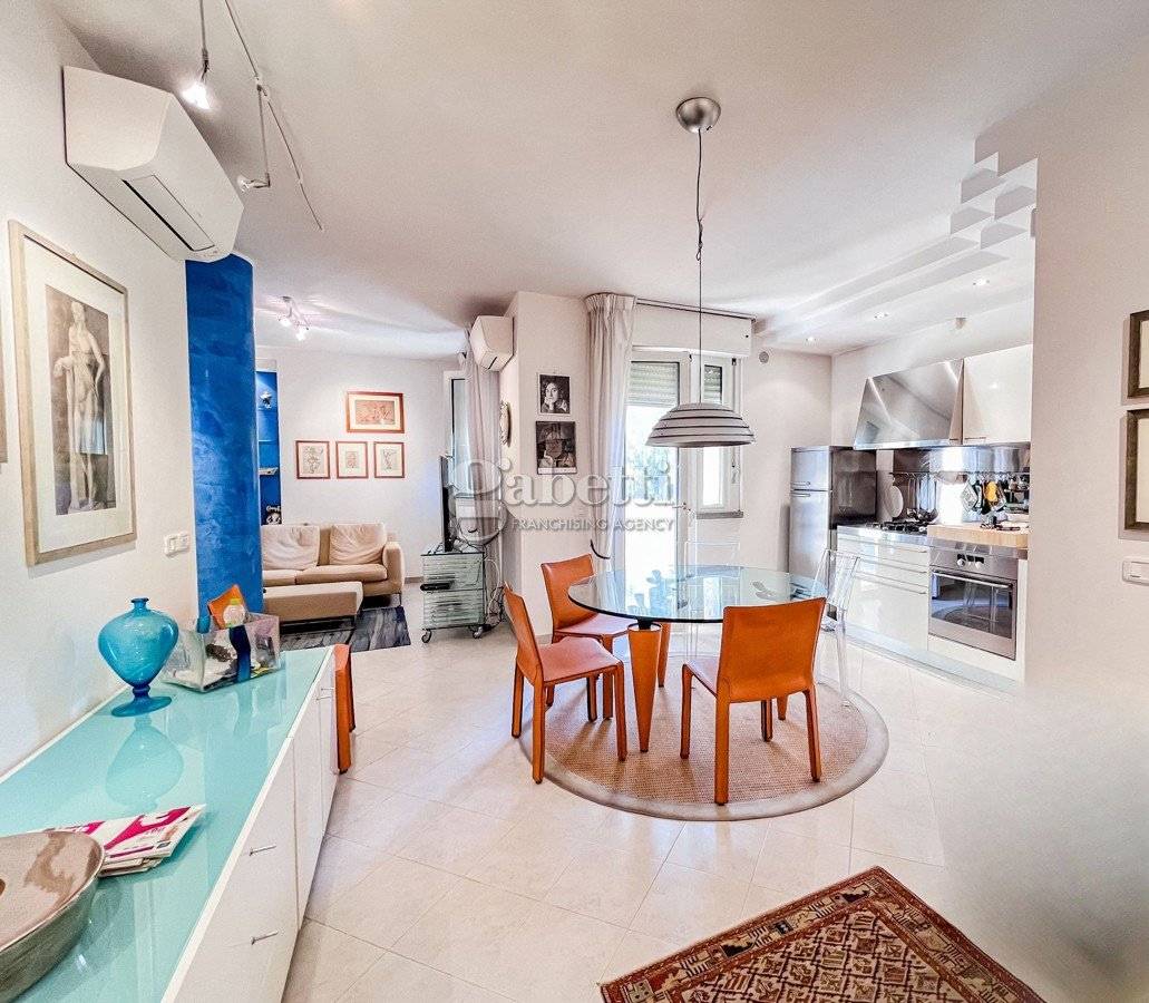 Trilocale via Bonghi, 12, Stazione - Via Roma, Grosseto