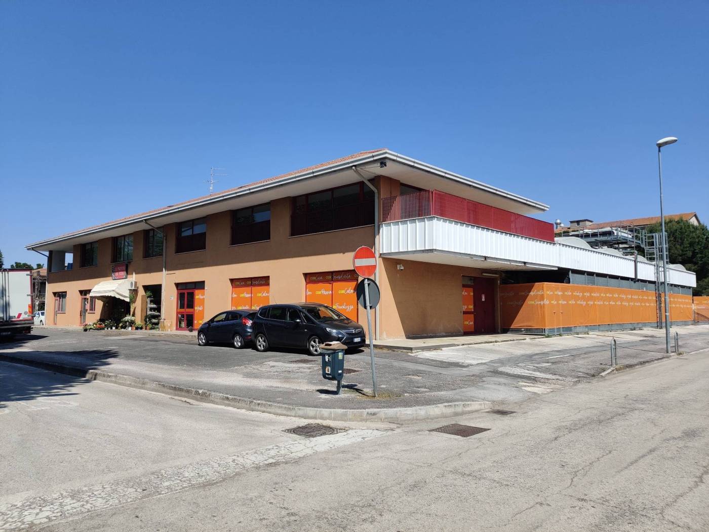 Attività commerciale in Vendita