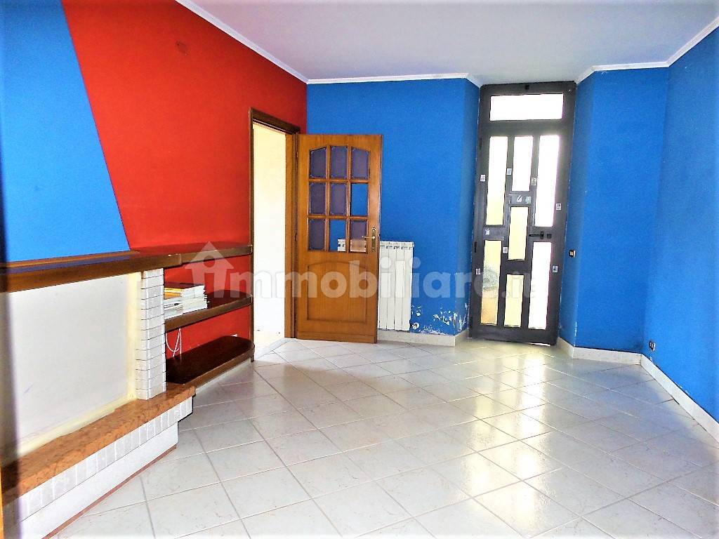 Appartamento via Romeo Tacchi, Centro, Caprarola