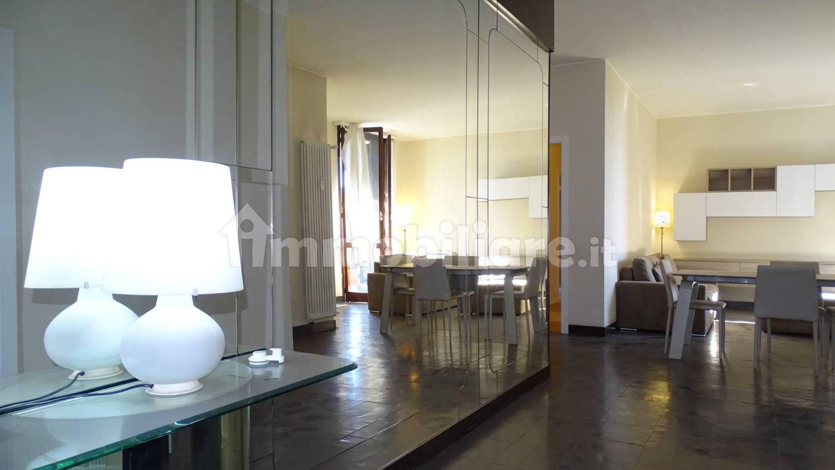 Quadrilocale via Amatore Sciesa, Stazione, Seregno