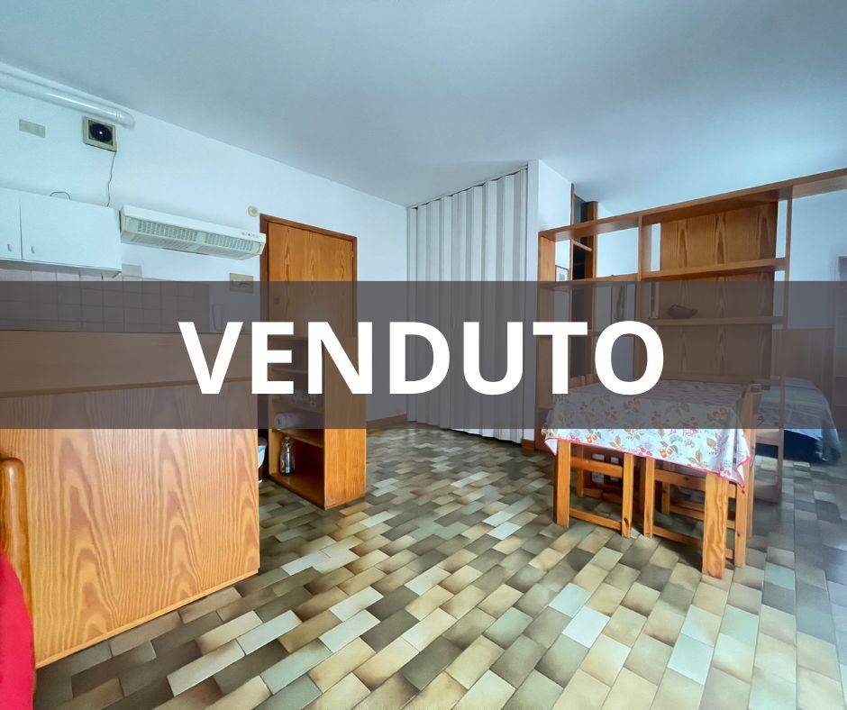 Monolocale via delle Menegone 35, Borgo Roma, Verona