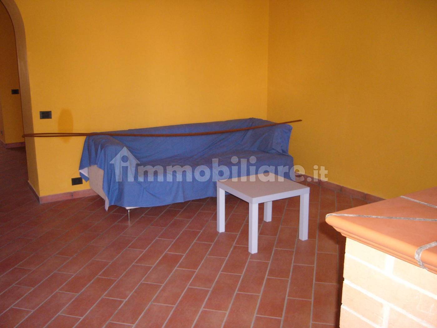 Bilocale via San Pietro 106, Centro, Caronno Pertusella