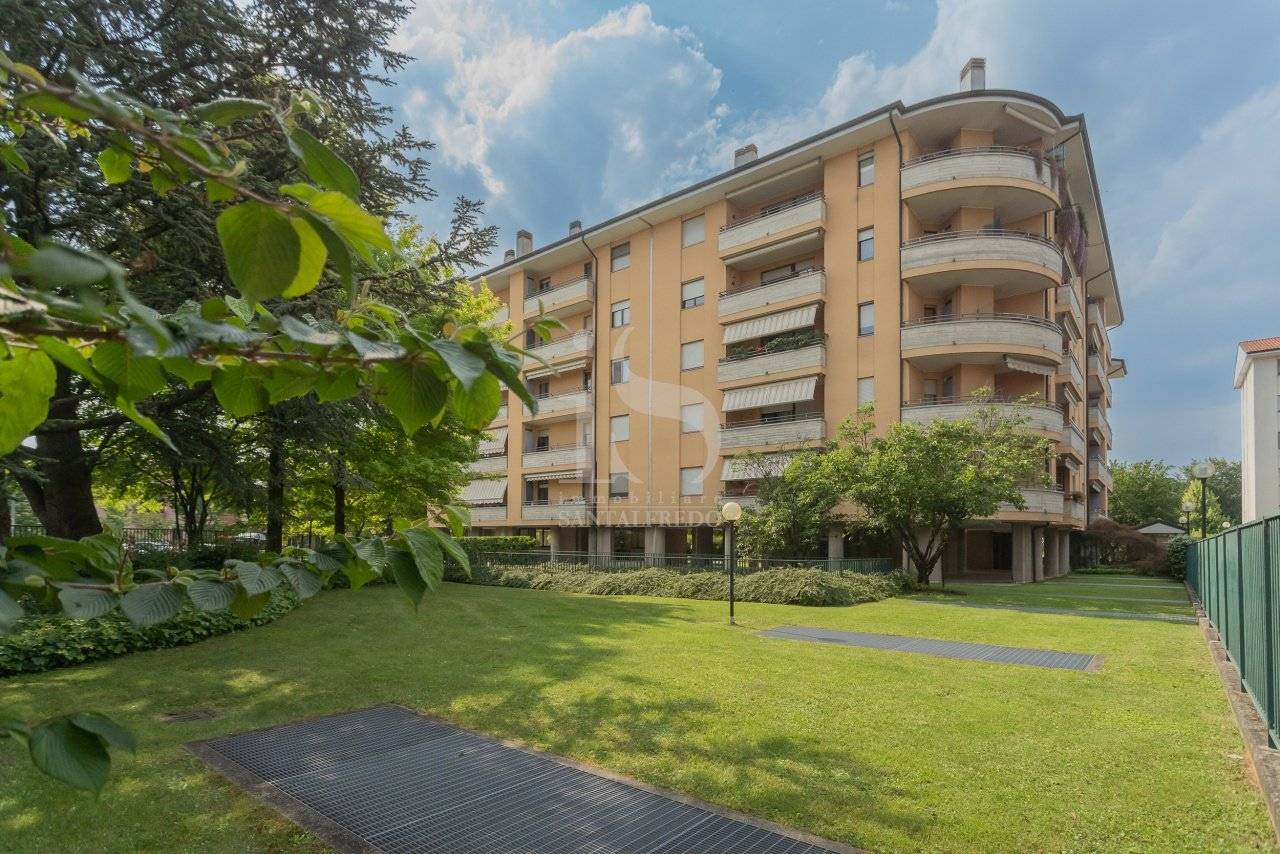 Trilocale via Adda  ,13, Centro, Concorezzo