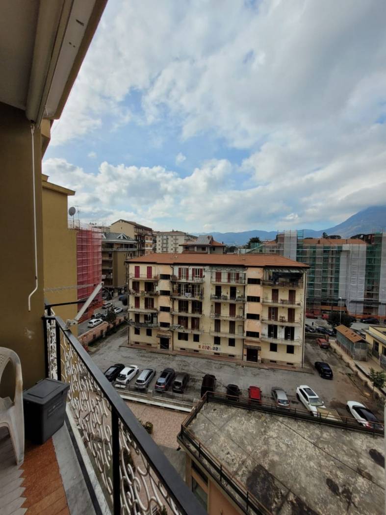 Quadrilocale via Piave, A. Annarumma, A. Gasperi, F. Tedesco, Avellino