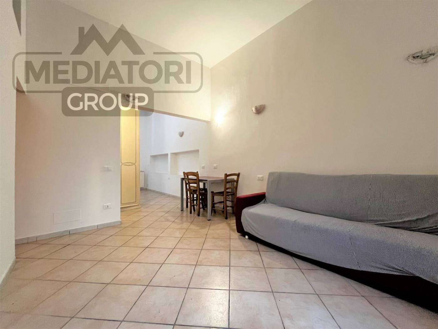 Bilocale via Curtatone, Centro Storico - Duomo, Prato